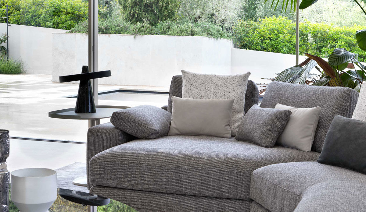 Small Tables: Small Table Victoria by Flou