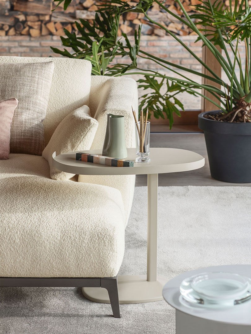 Small Tables: Small Table Victoria by Flou