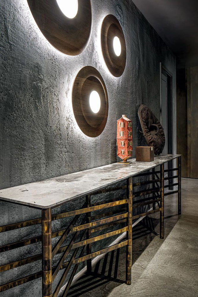 Small Tables: Small Table Network by Henge