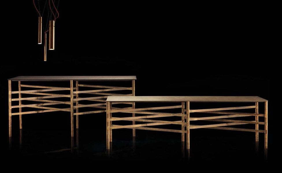 Small Tables: Small Table Network by Henge